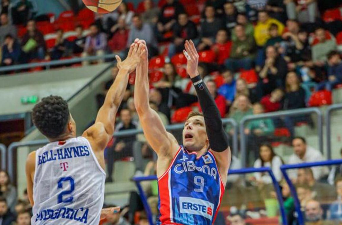 Slavlje Budućnosti protiv Cibone u posljednjoj minuti | KK Cibona