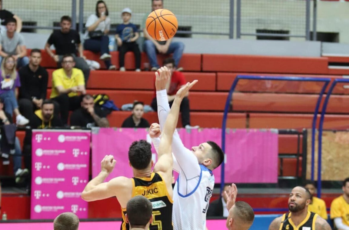 Splićani pobjedom do startne jedinice | KK Cibona